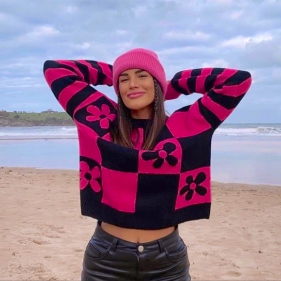 Zara | Sweaters | Zara Pink Black Floral Jacquard Knit Sweater | Poshmark